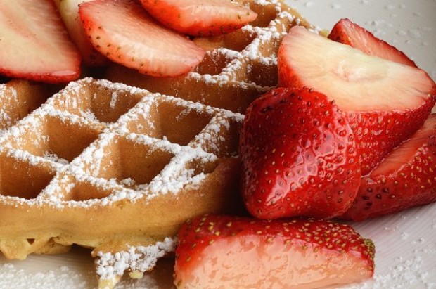 How To Reheat Waffles So Theyre Perfectly Warm Best Methods To Use