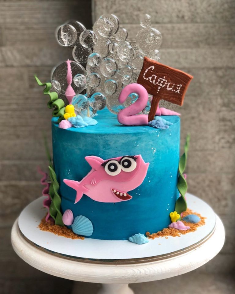 15 Adorable Baby Shark Birthday Cake Ideas (They're So Cute)