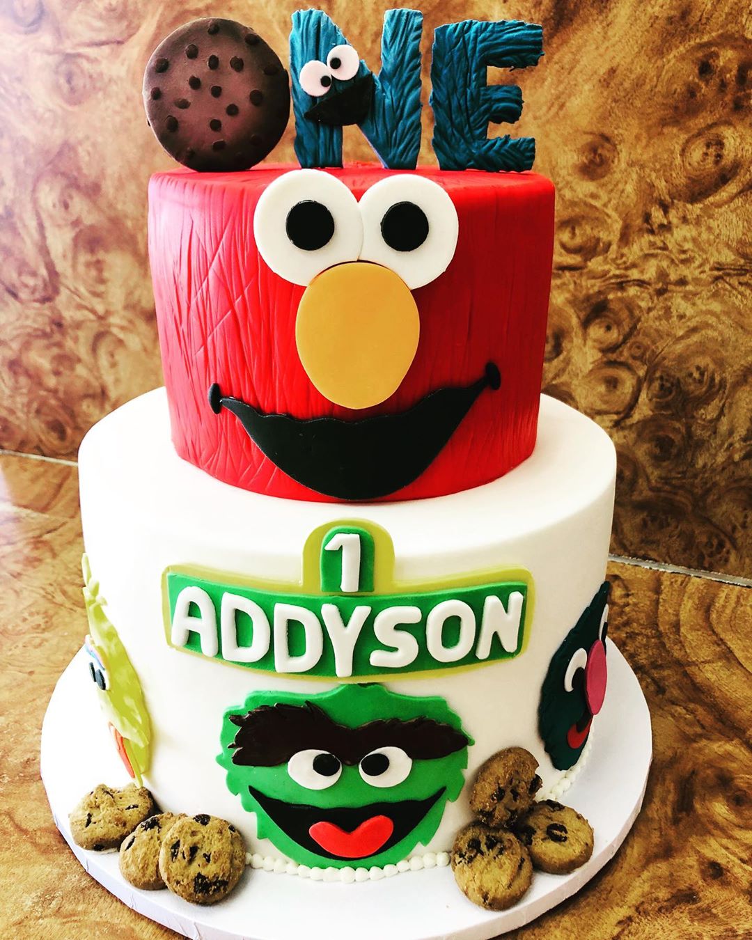 15 Really Cute Elmo Cake Ideas & Designs: Perfect for Boys & Girls