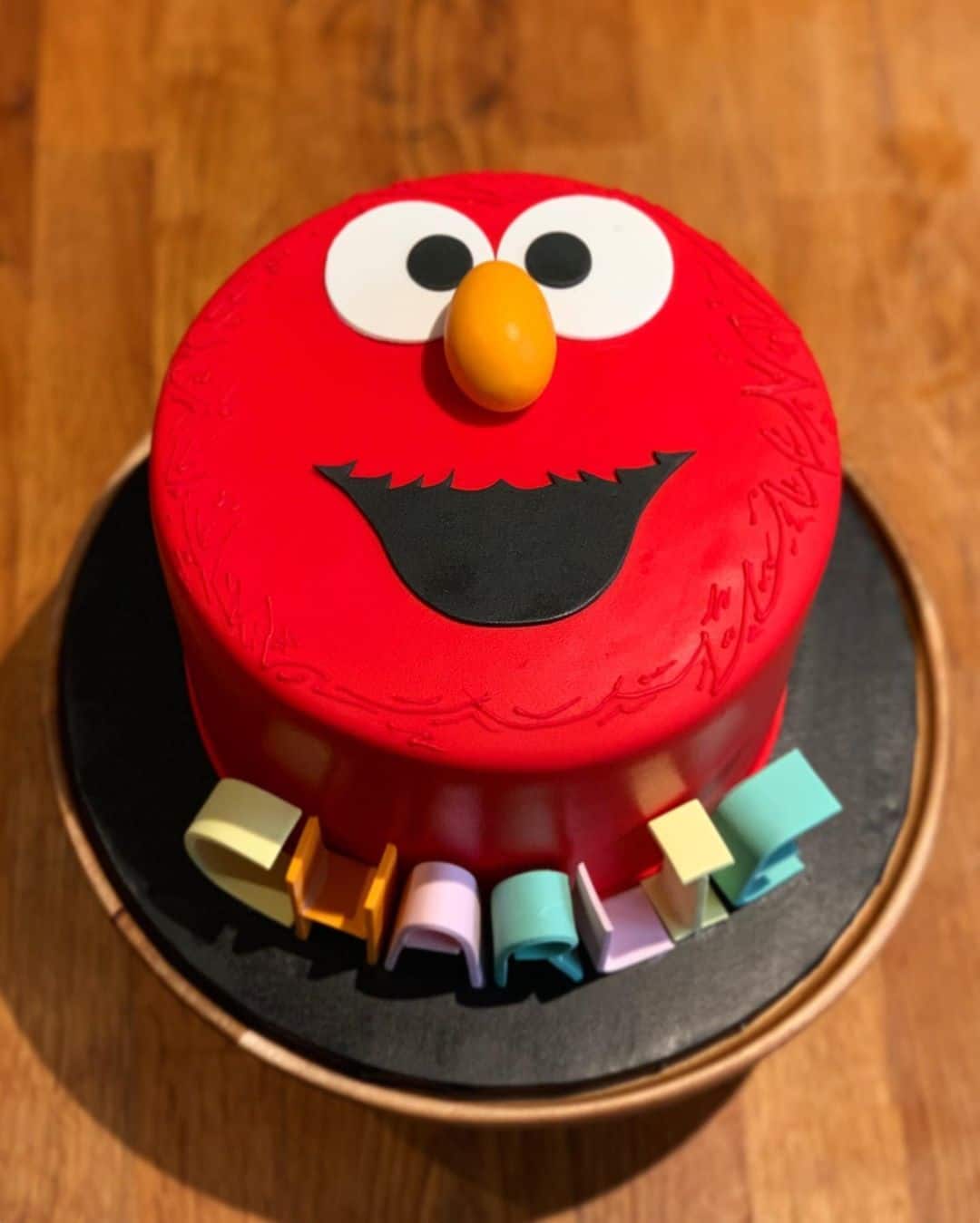 15 Really Cute Elmo Cake Ideas & Designs: Perfect for Boys & Girls