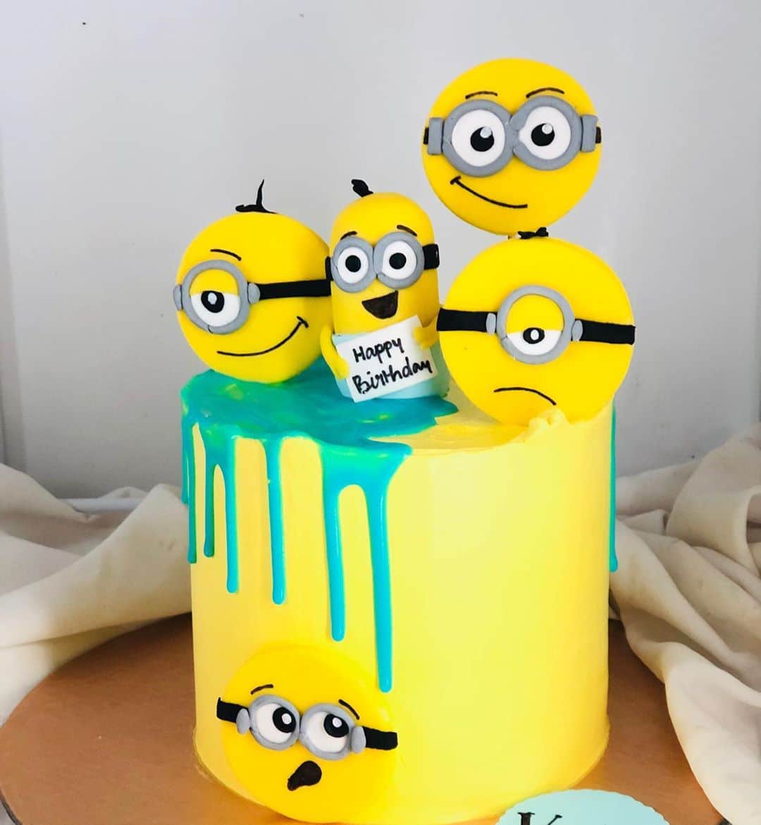 15 Super-Cool Minion Cake Ideas | The Bestest Ever!