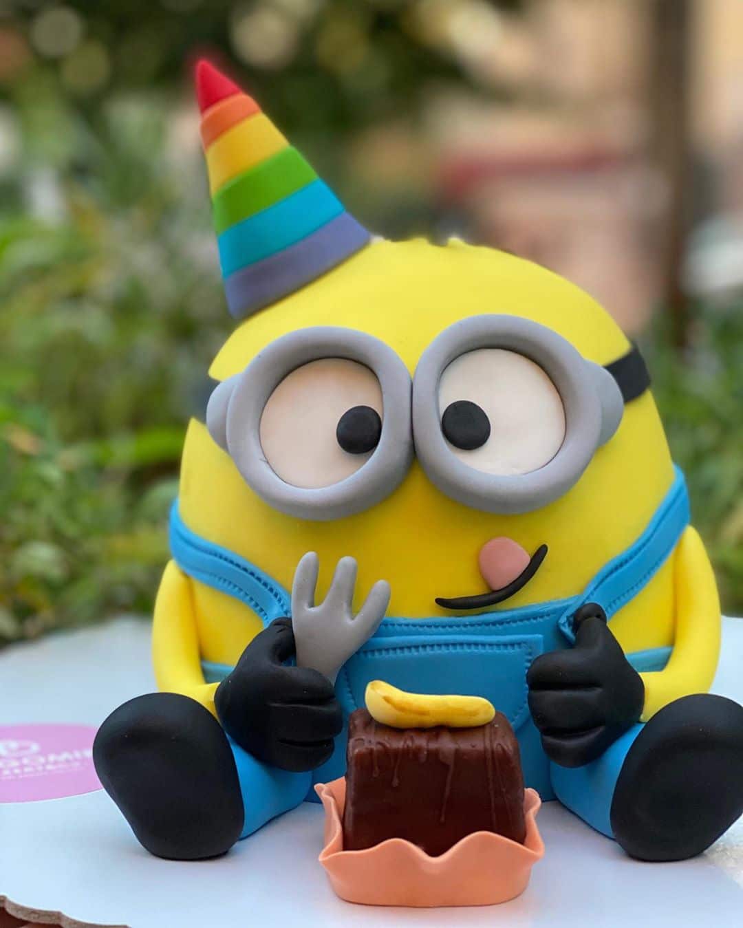 15 Super-Cool Minion Cake Ideas | The Bestest Ever!