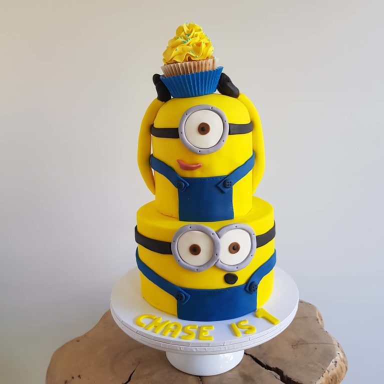 15 Super-Cool Minion Cake Ideas | The Bestest Ever!