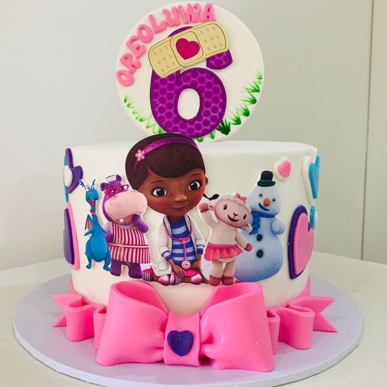 15 Awesome Doc McStuffins Cake Ideas & Designs (Perfect For Birthdays)