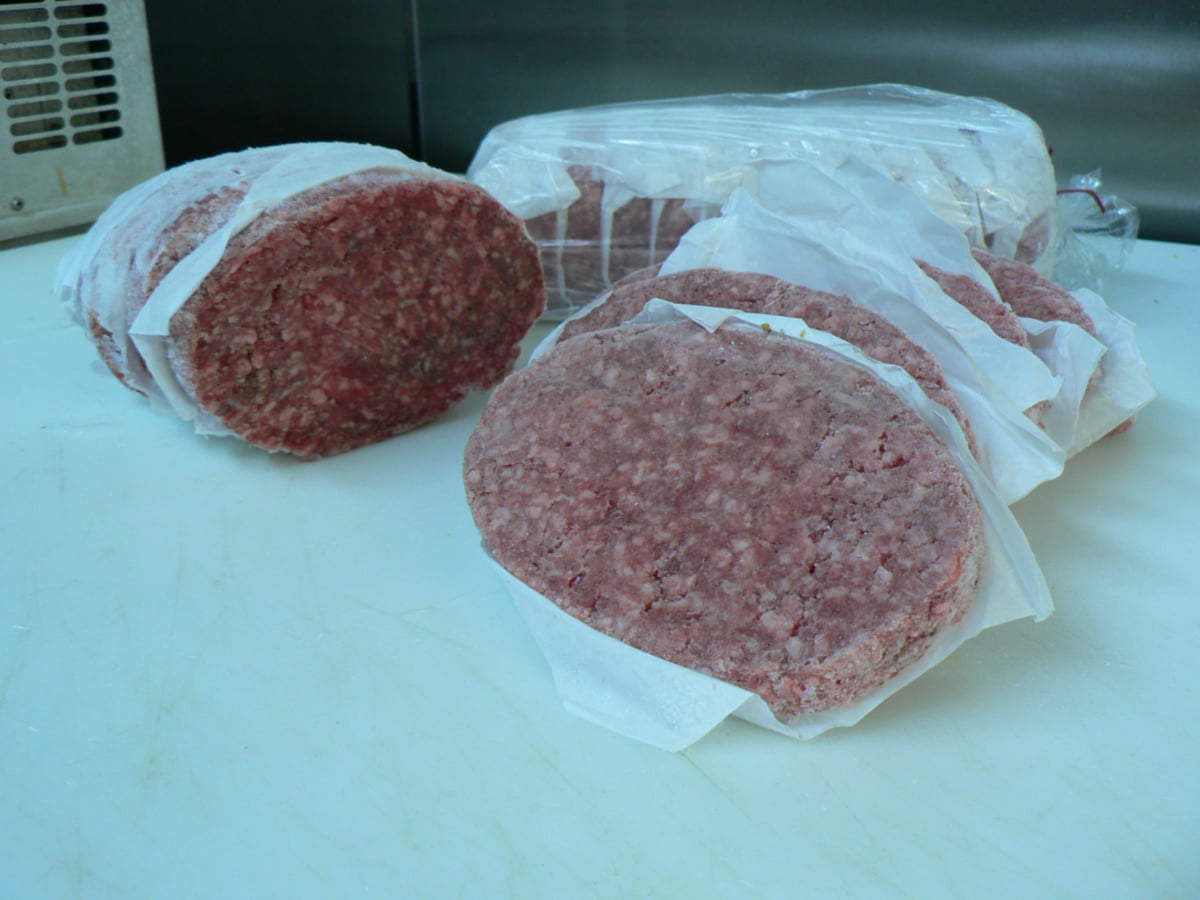 How to Separate Frozen Burgers Safely (No Knife Needed)