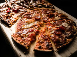 The Ultimate Pizza Size Guide (Slices, Inches & Servings)