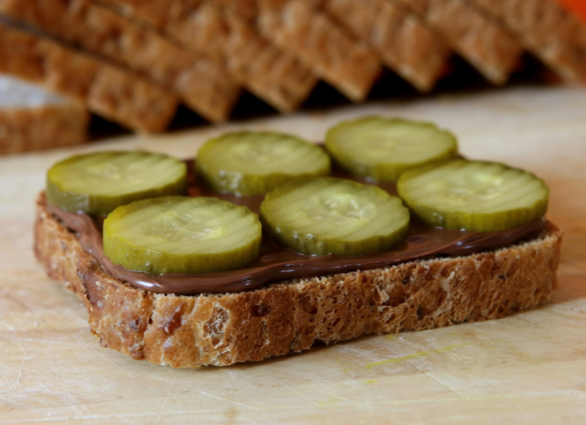 What to Eat With Nutella: 11 Weird Combos People Actually Love